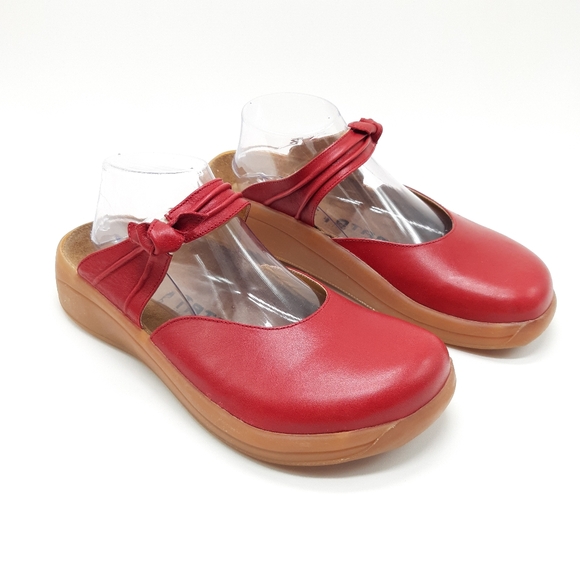 Birkenstock | Shoes | Tatami Birkenstock Bow Mary Jane Slip On Clog ...